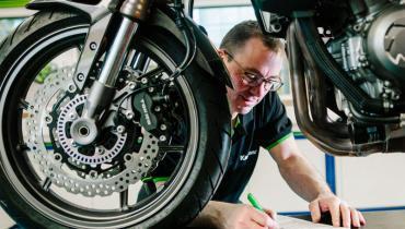 Becoming an MOT Tester | Institute of The Motor Industry